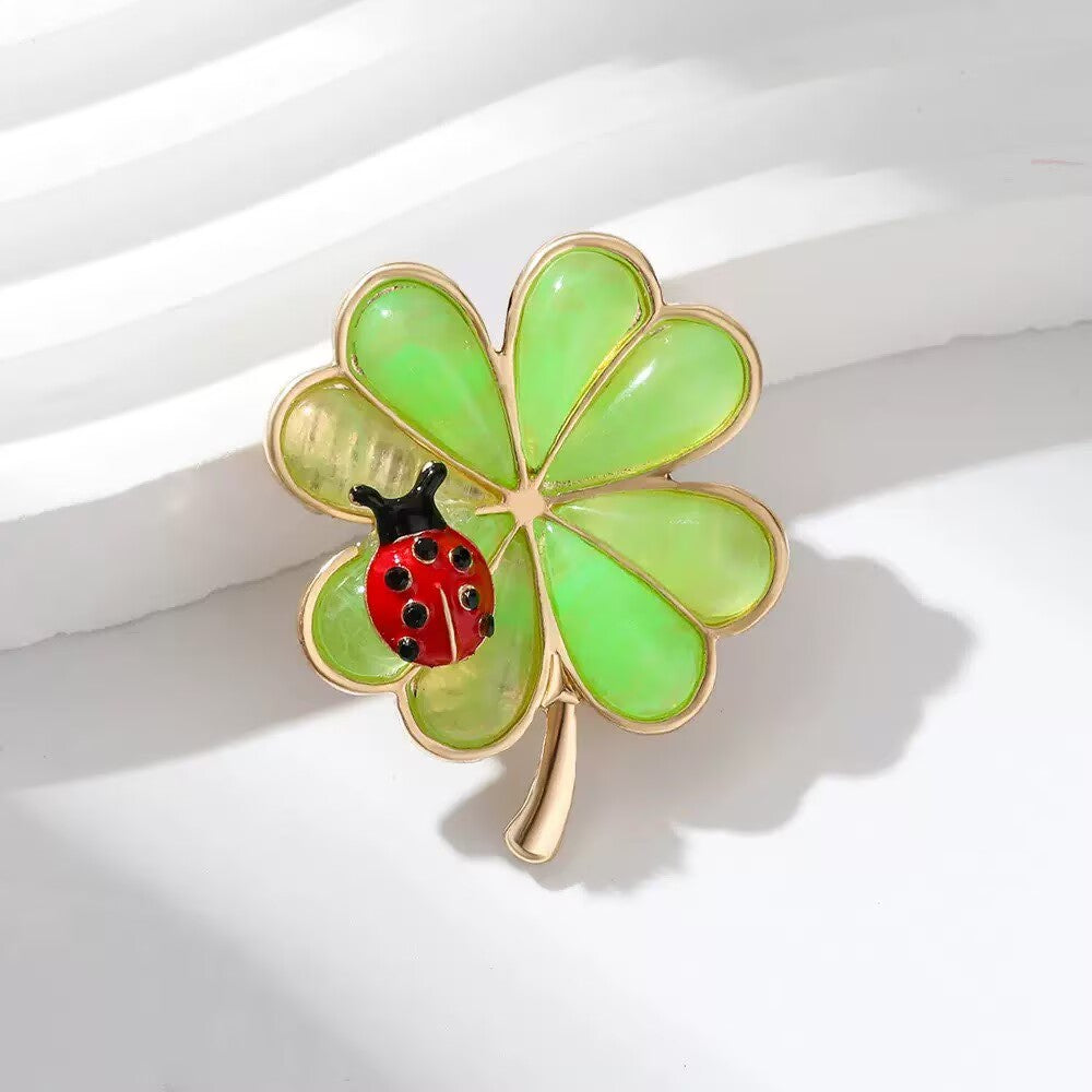 Ladybug Four-Leaf Clover Alloy Rhinestone Brooch PA5961 – Ole
